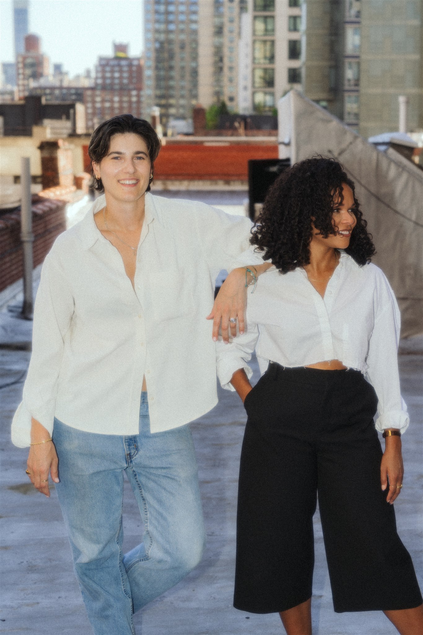 Grungy New York City Rooftop Couples Session - crtvduo.com