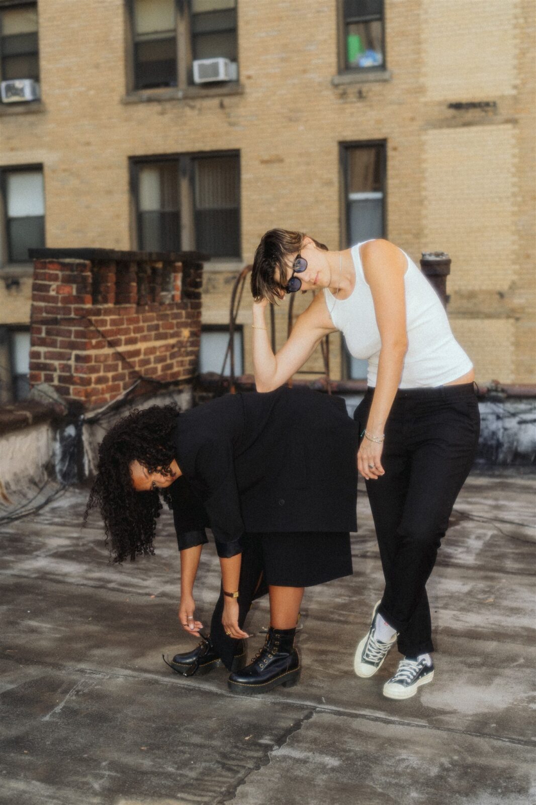 Grungy New York City Rooftop Couples Session - crtvduo.com