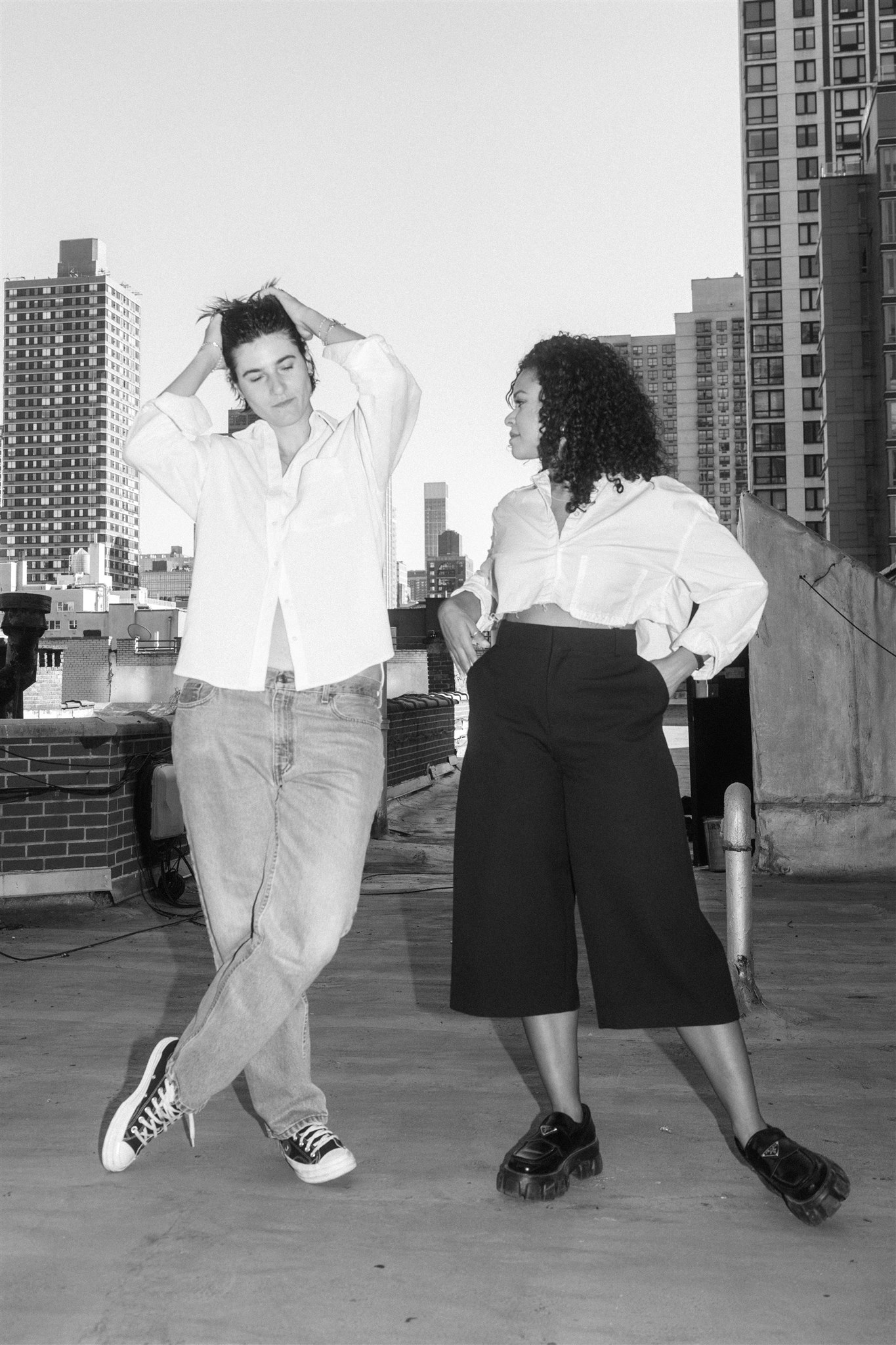 Grungy New York City Rooftop Couples Session - crtvduo.com